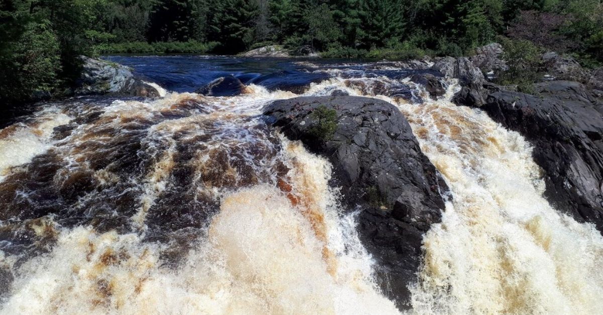 Chutes Provincial Park • Wanderlust with Kids