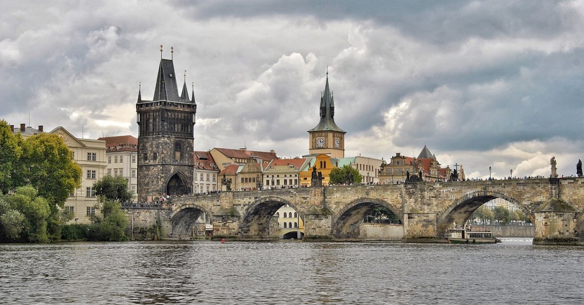 25 Fun Things to Do in Prague with Kids + Parks & Where to Eat ...